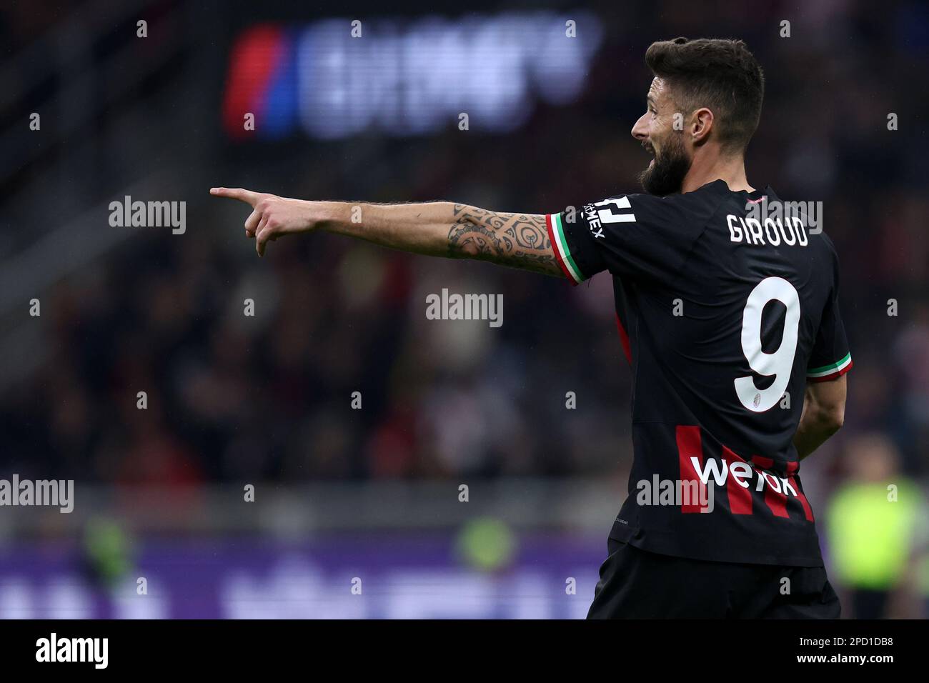 Olivier Giroud of Ac Milan gestures during the Serie A football match ...