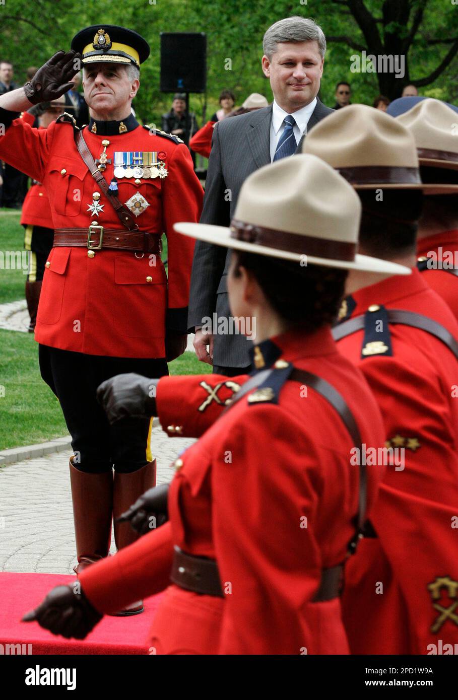 ** CORRECTS FIRST NAME OF RCMP COMMISSIONER TO GIULIANO ** Canadian ...