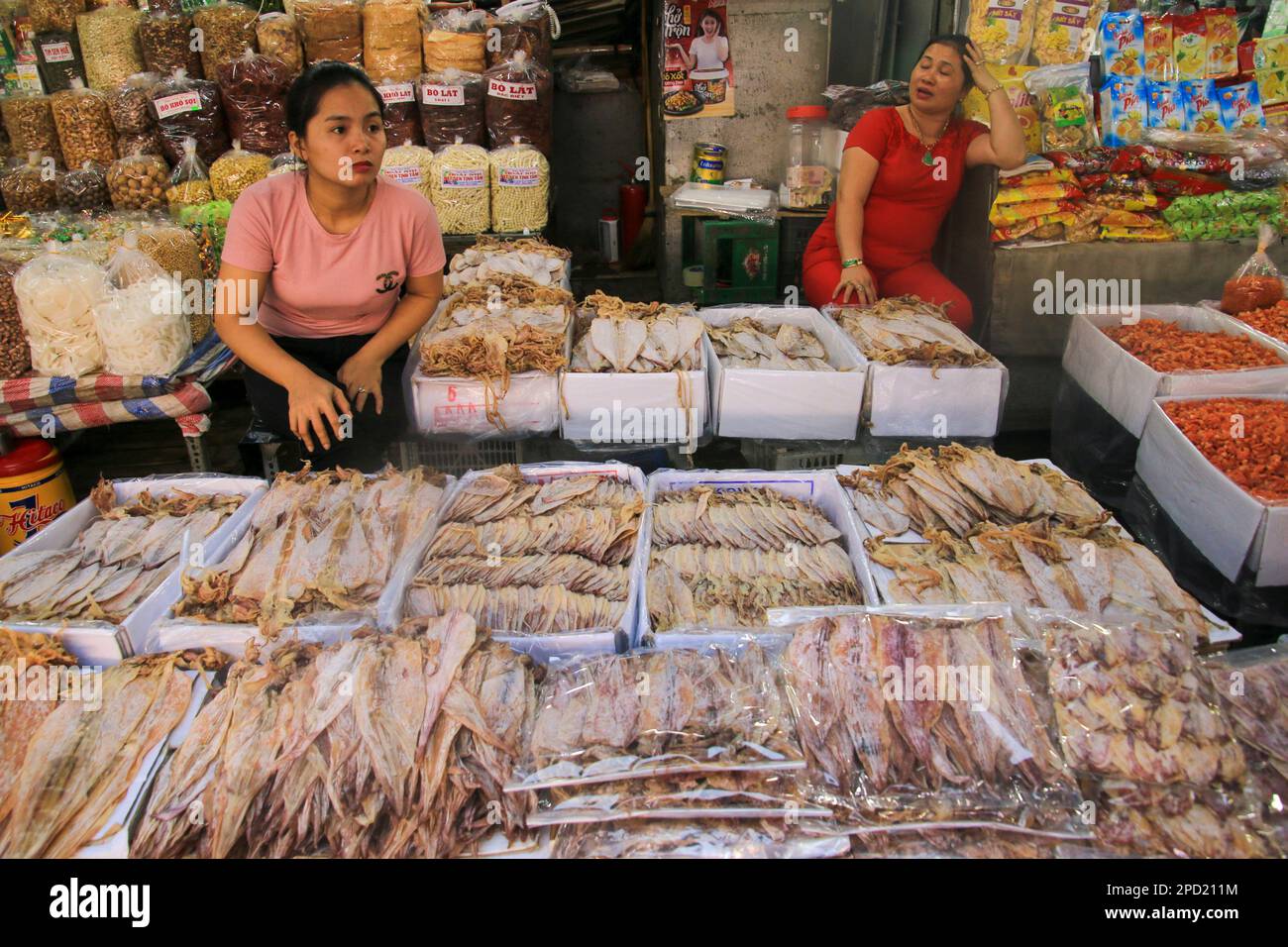 Dry goods hi-res stock photography and images - Alamy