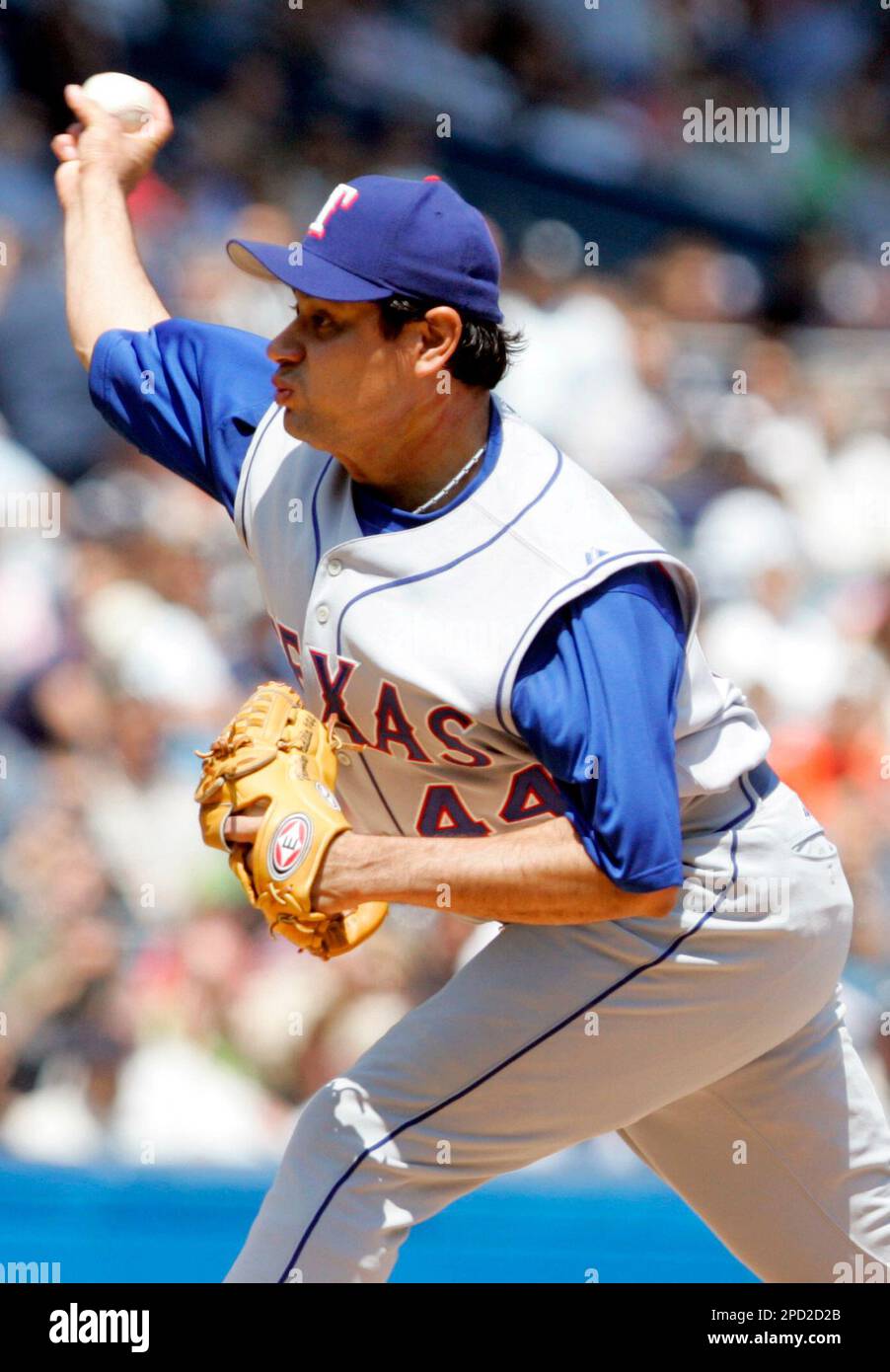 Texas Rangers pitcher Vicente Padilla delivers a pitch during the first ...