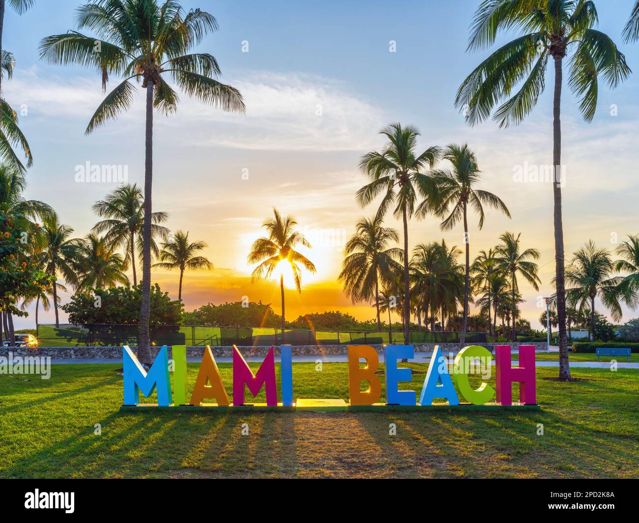 Miami Beach Sign, Instagram Spot, Illuminated Ocean Drive Art Deco ...