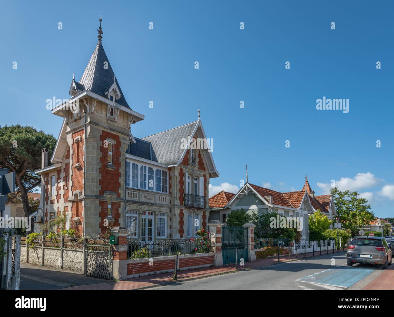 Brick houses summer resort town hi-res stock photography and images - Alamy