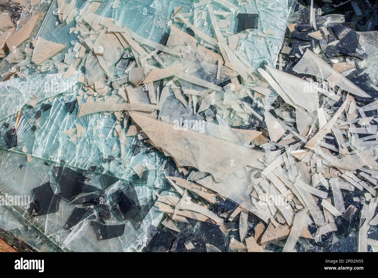 Large group empty recycled glass hi-res stock photography and images ...