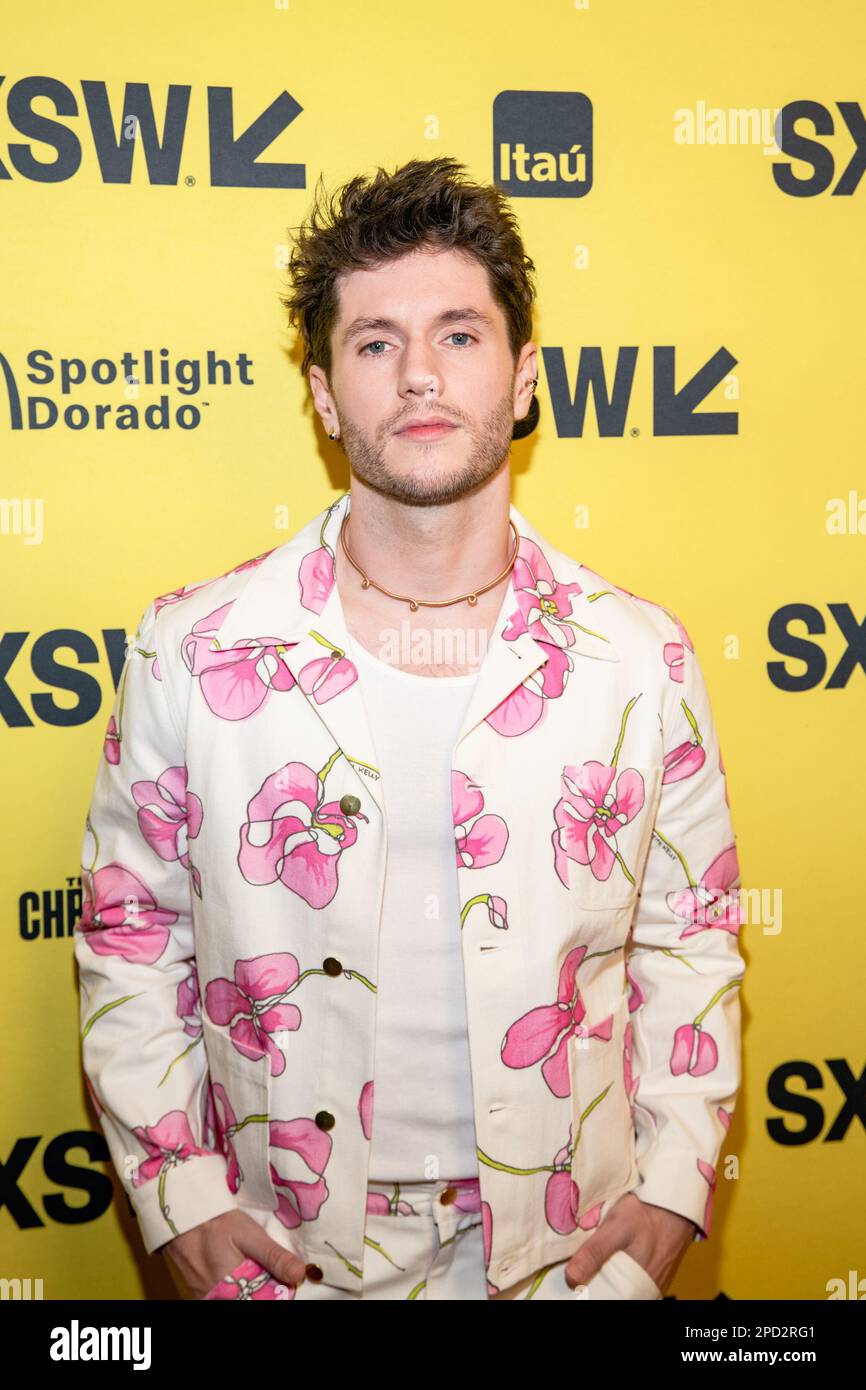 James scully hi-res stock photography and images - Alamy