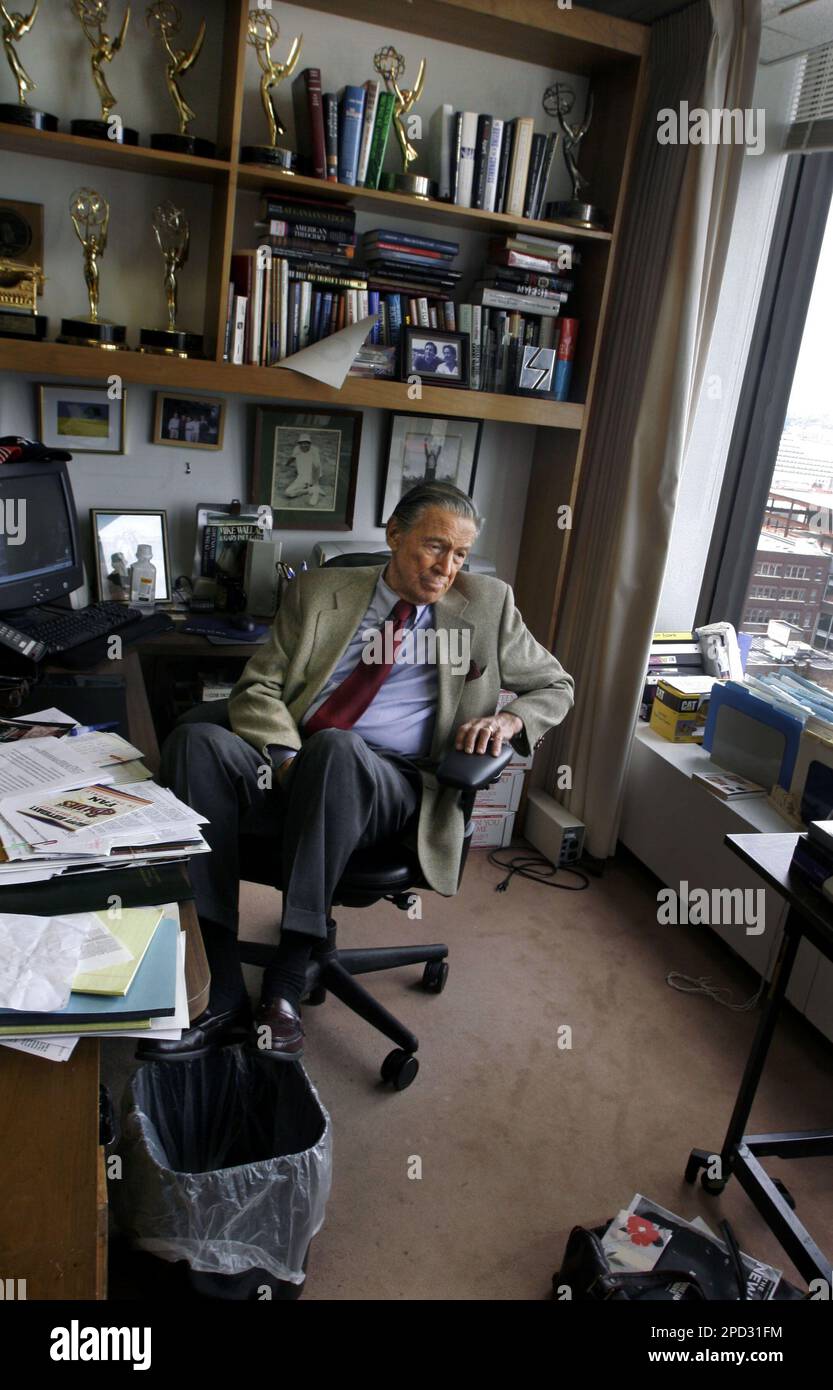 Mike Wallace, CBS Pioneer Of '60 Minutes,' Dead, 08/06/2022