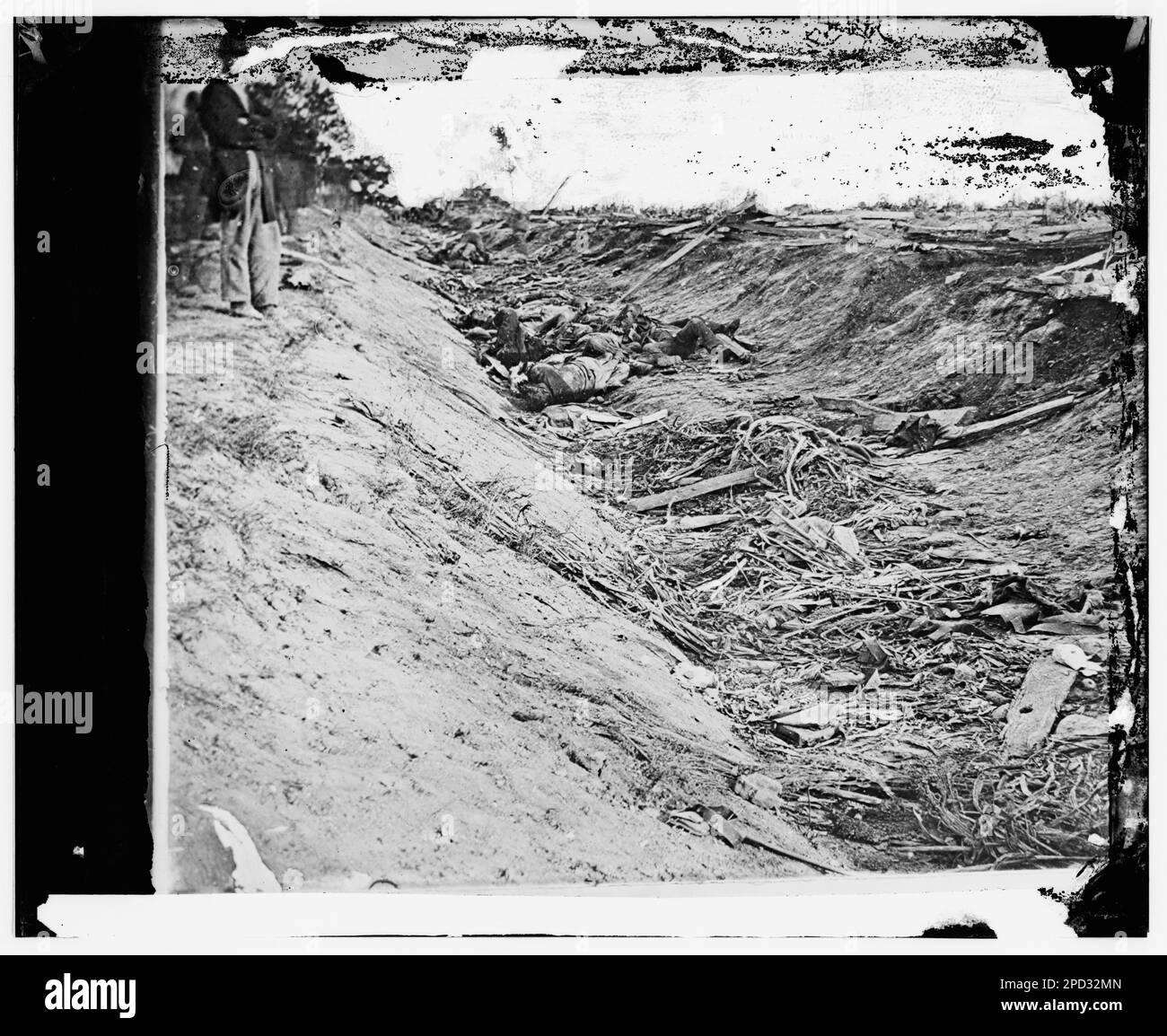 Confederate burial trench hi-res stock photography and images - Alamy