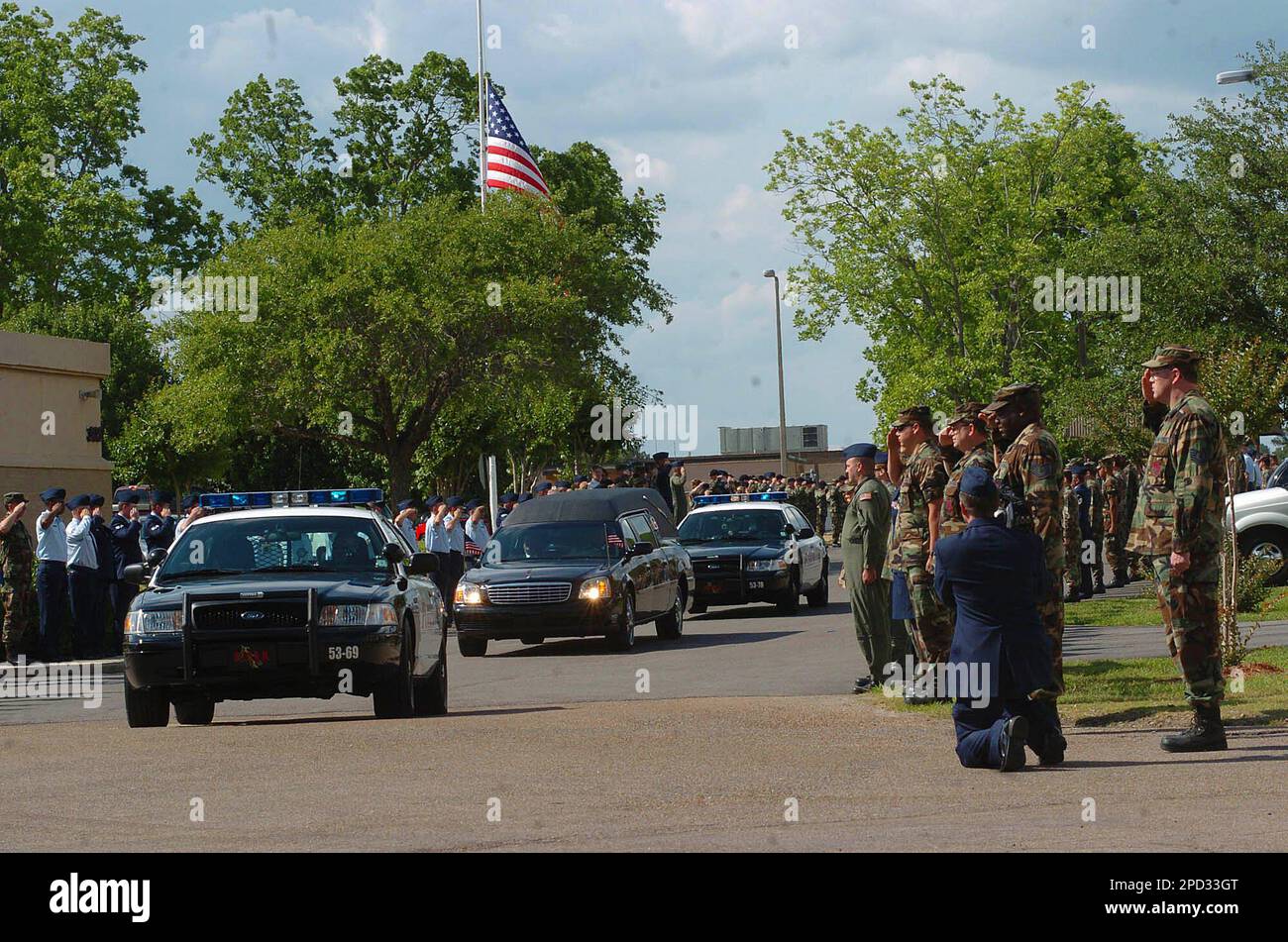 A motorcade carries the casket of former U.S. Rep. Gillespie V ...