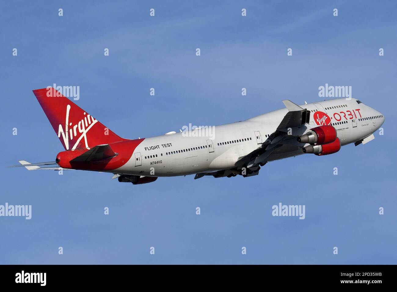 BOEING 747-400 N744VG "COSMIC GIRL" OF VIRGIN ORBIT ON CLIMB OUT ...