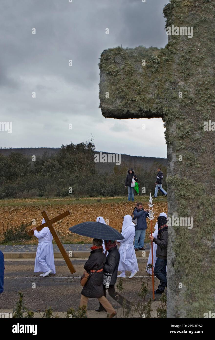 Procesion medieval hi-res stock photography and images - Alamy