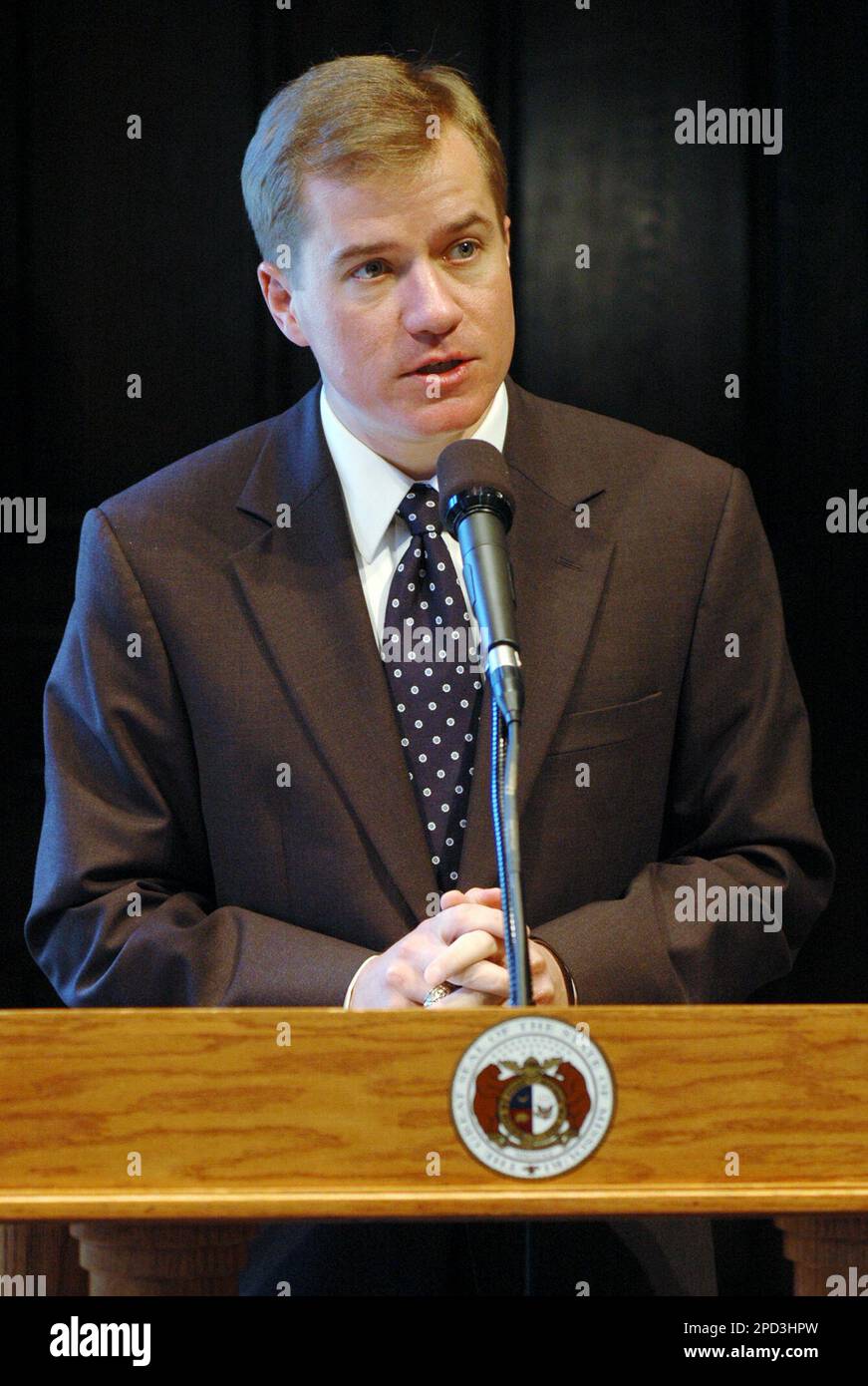 Gov. Matt Blunt talks with reporters Friday morning, May 12, 2006, in ...