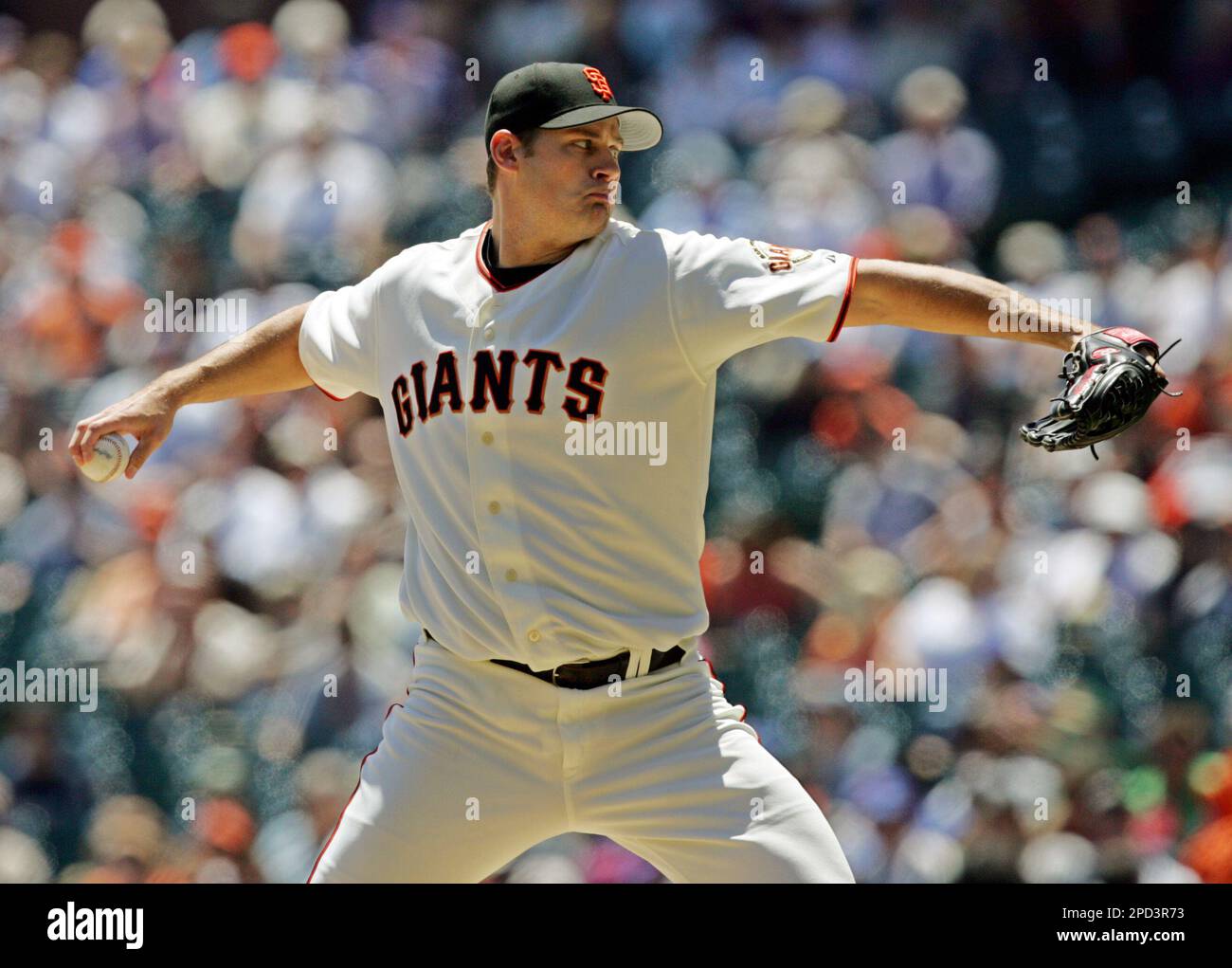 San Francisco Giants starting pitcher Jamey Wright delivers a pitch in ...