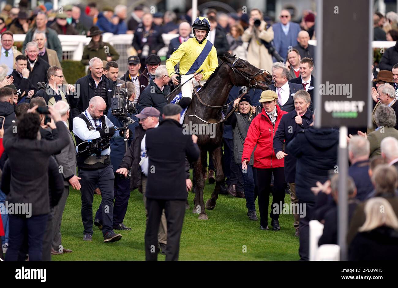 Marine nationale racecourse hi-res stock photography and images - Alamy