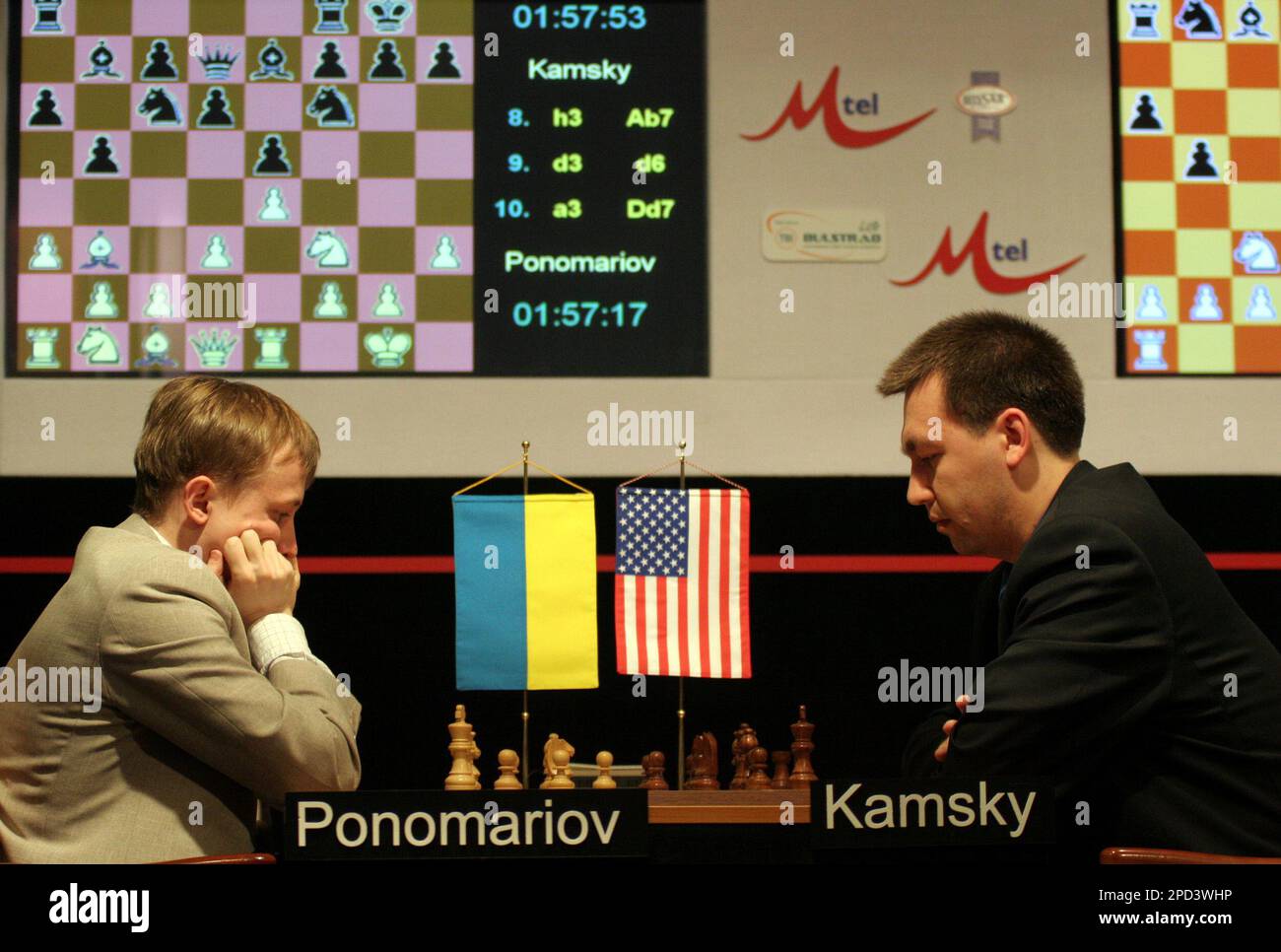 Ukrainian Chess player Ruslan Ponomariov,left, plays against US Chess player Gata Kamsky, during ...
