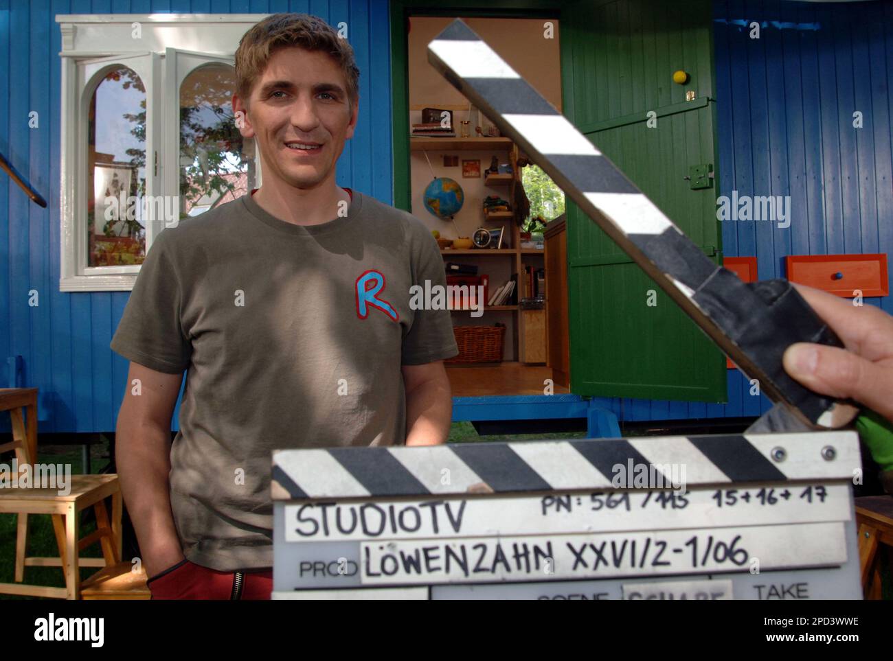 Eine der ersten Klappen faellt fuer den neuen Hauptdarsteller der ZDF ...