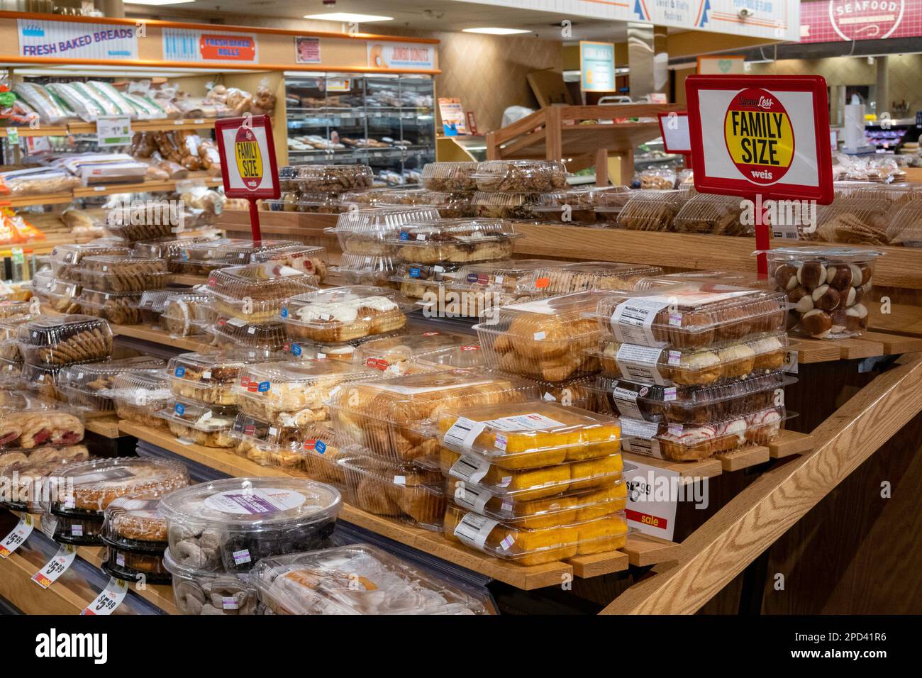 Weis supermarket in Bucks County offers a full range of baked goods ...