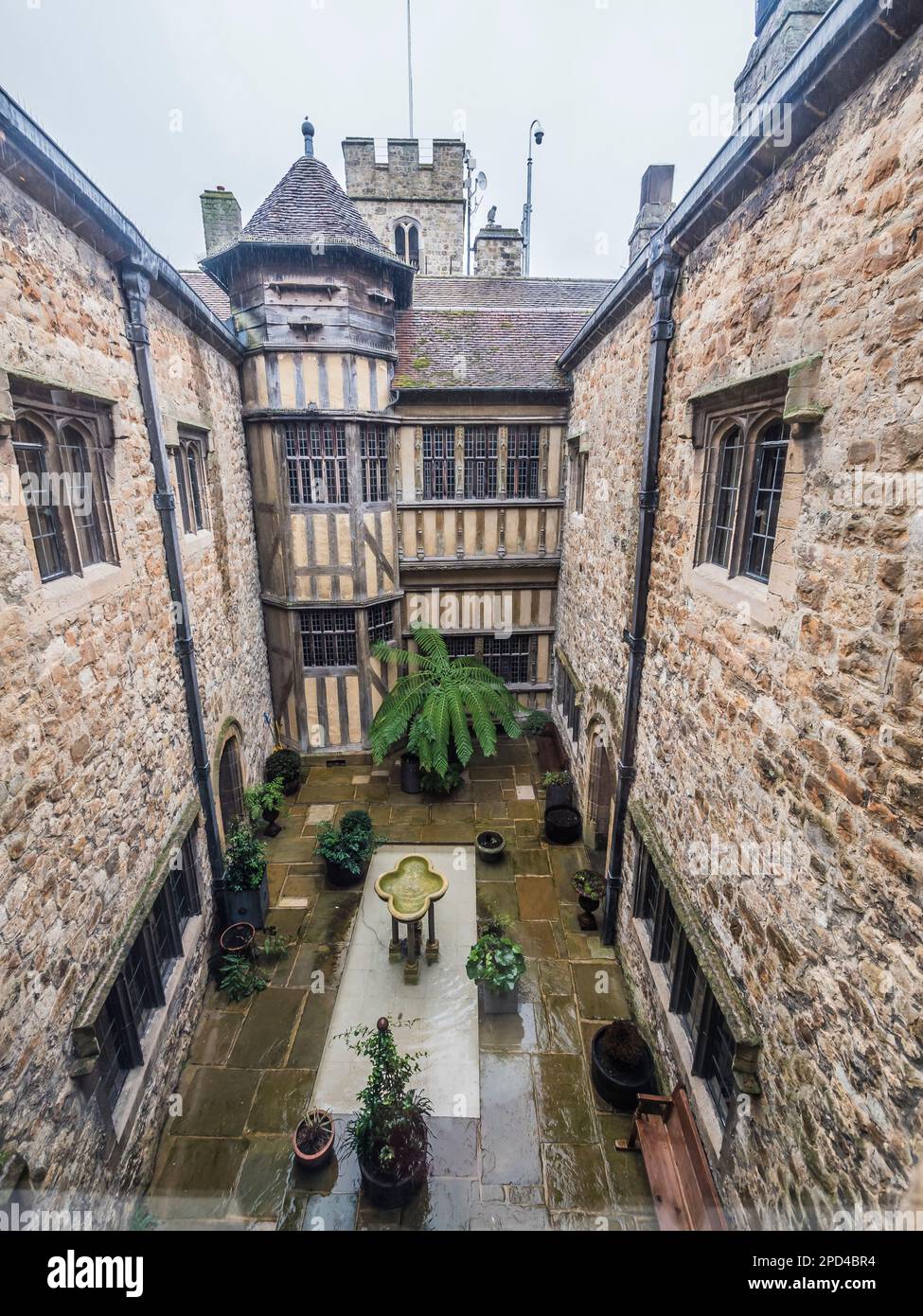 Leeds castle panoramas hi-res stock photography and images - Alamy