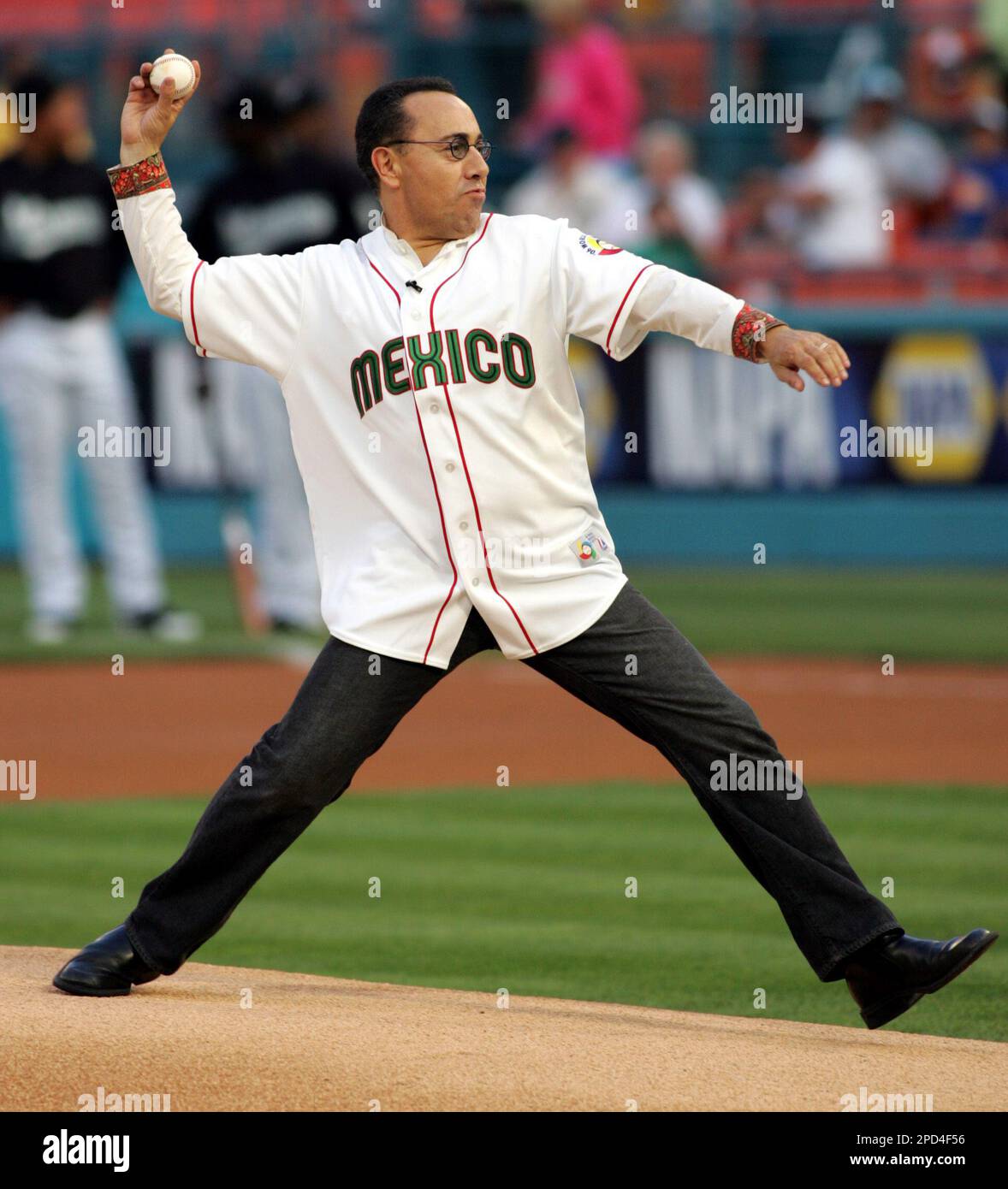 Mexican comedian Fernando Arau throws out a ceremonial first pitch ...