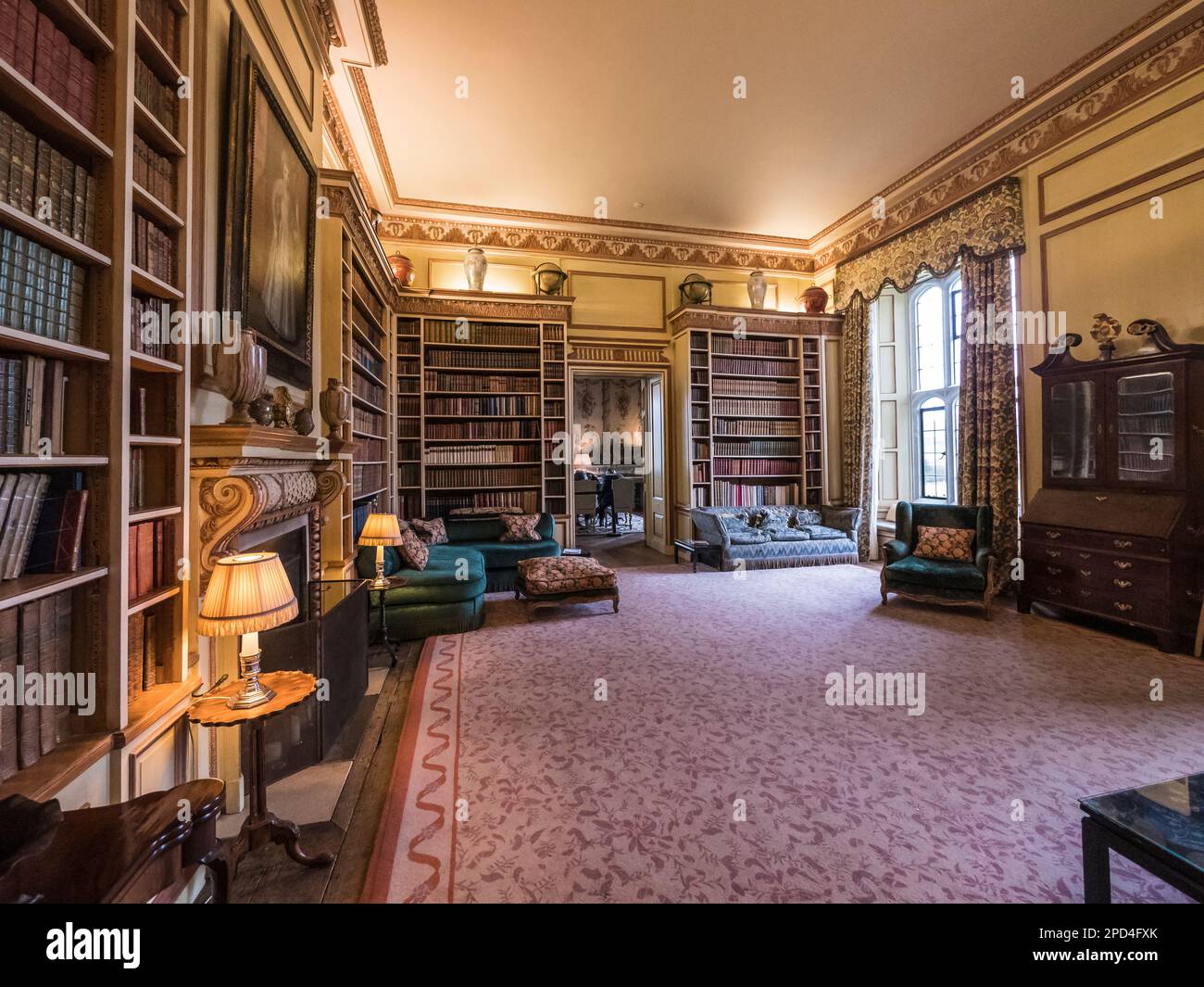 Leeds castle interiors hi-res stock photography and images - Alamy