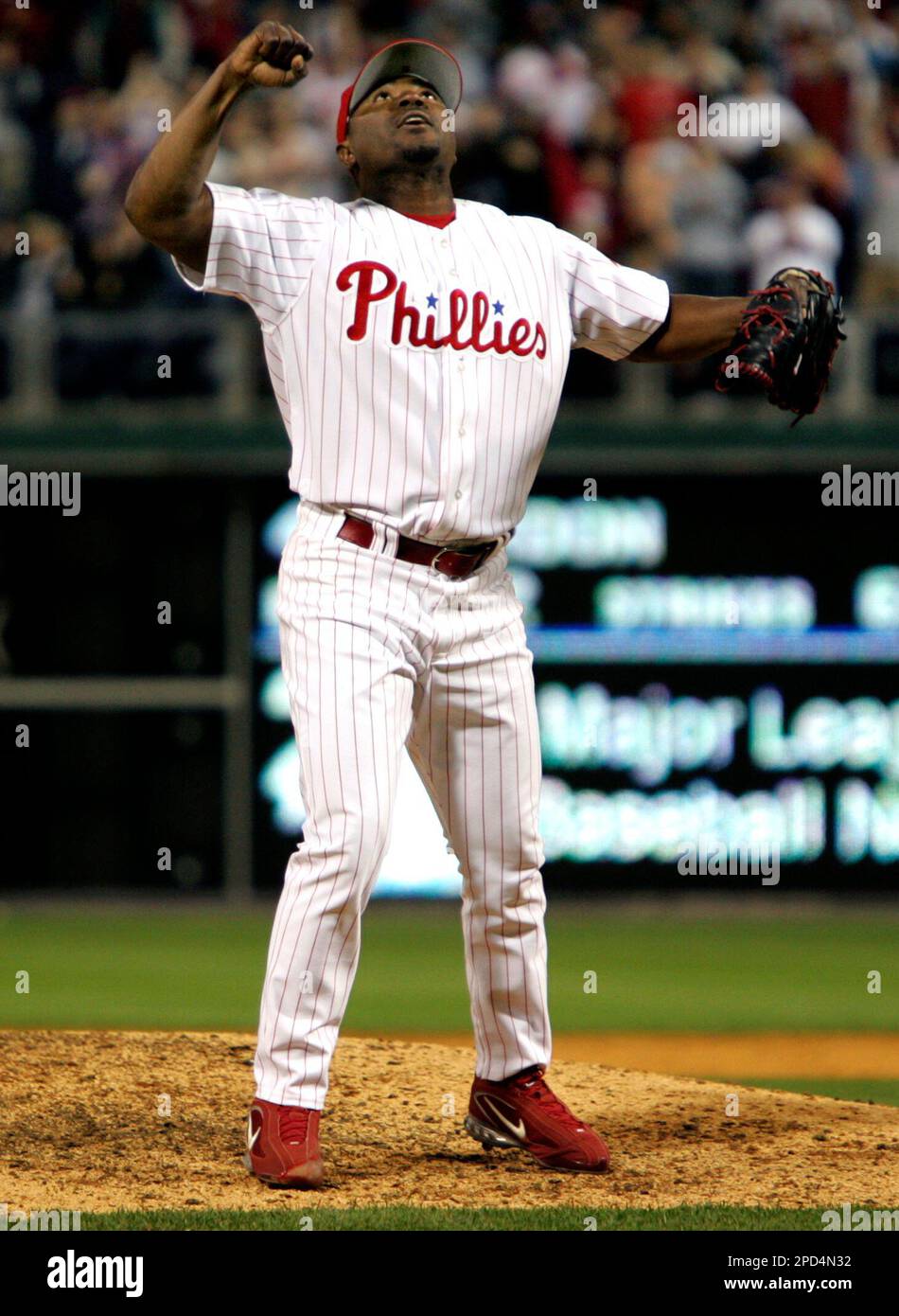 Philadelphia Phillies pitcher Tom Gordon reacts after striking out ...
