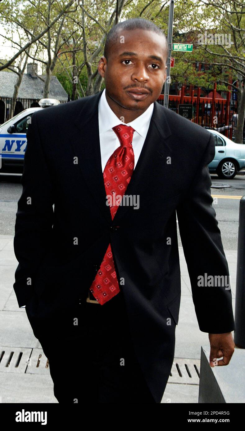 Olympic gold medalist Tim Montgomery enters Manhattan federal court ...