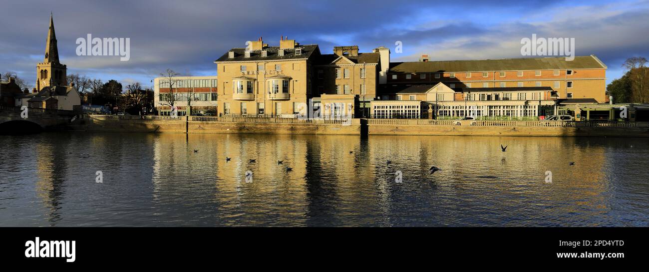 The Swan Hotel, river Great Ouse embankment, Bedford town; Bedfordshire ...