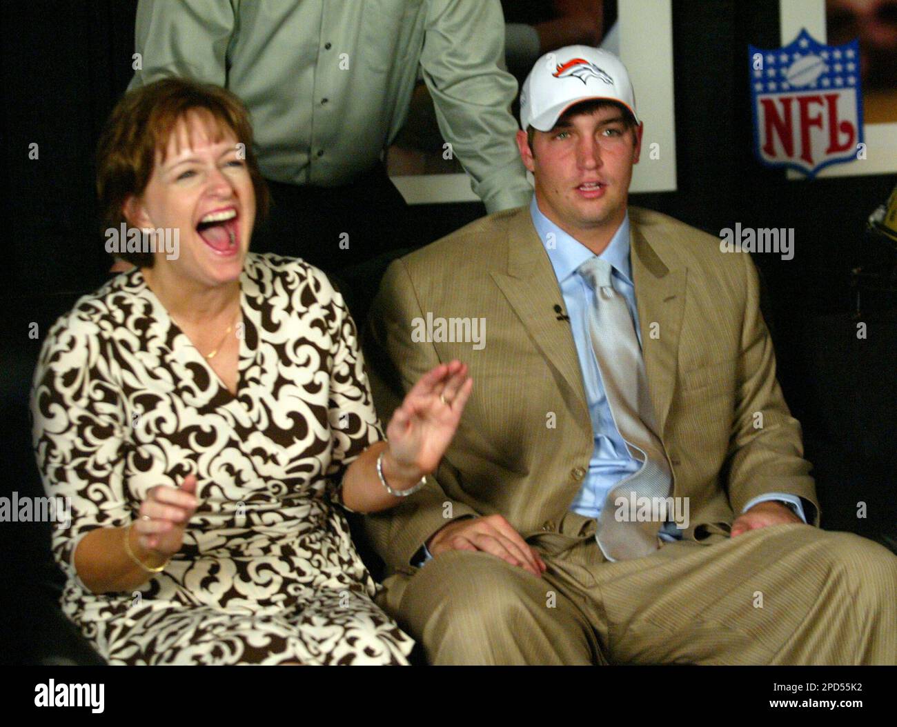 Vanderbilt University quarterback Jay Cutler sits beside his mother ...