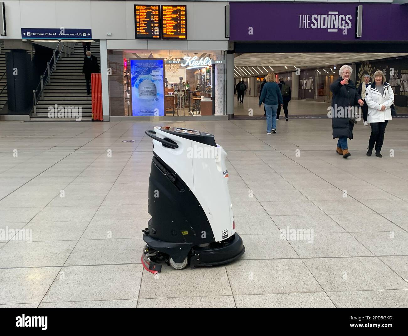 London, UK. 13th March, 2023. A Network Rail Mitie robot cleans the ...