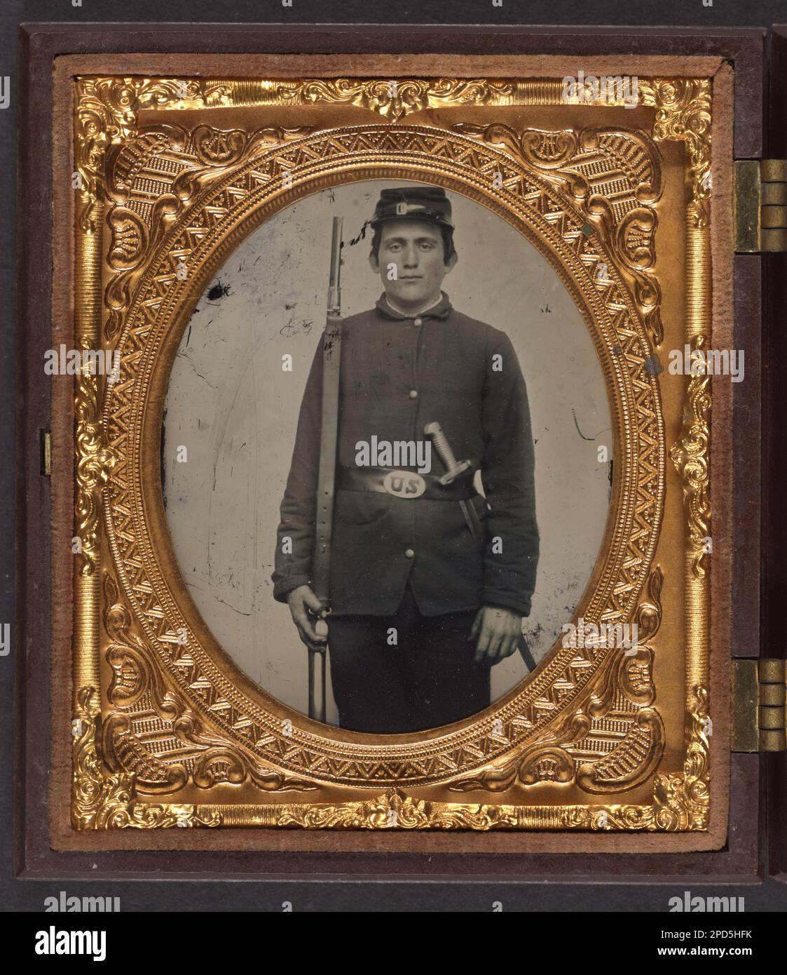 Unidentified soldier in Union uniform with musket and sword. United ...