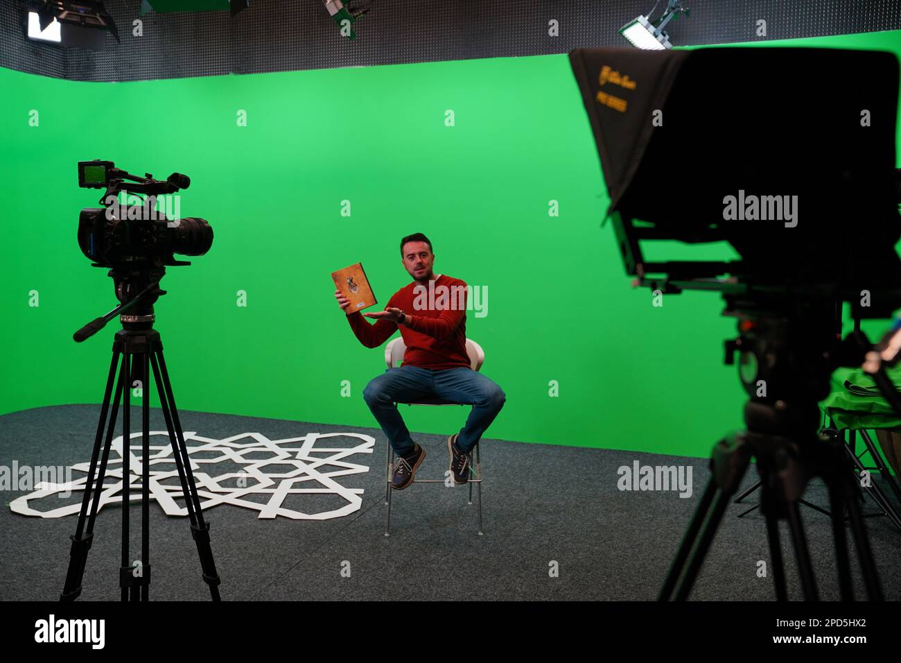 Bosnia and Hercegovina, Sarajevo, 09.november.2022; JOURNALIST (TV host ...