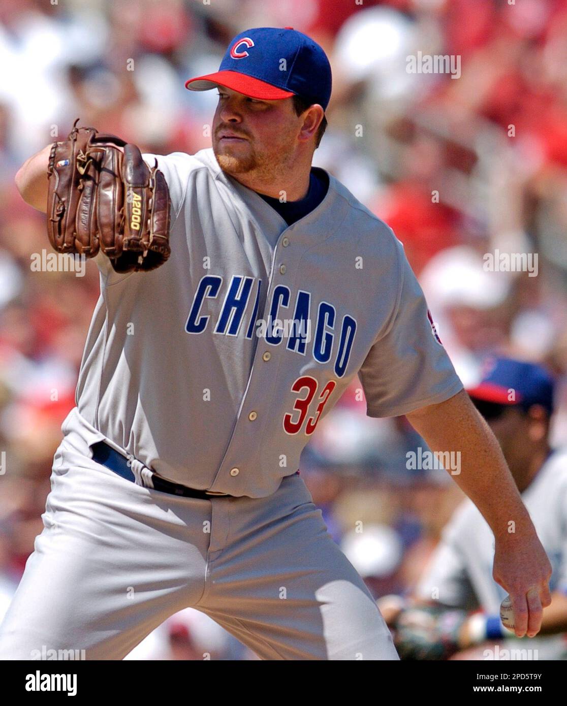Chicago Cubs pitcher Glendon Rusch pitches in the third inning against ...