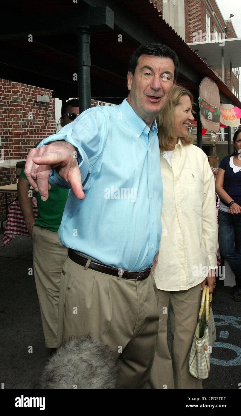 New Orleans mayoral candidate Ron Forman and his wife Sally leave the ...