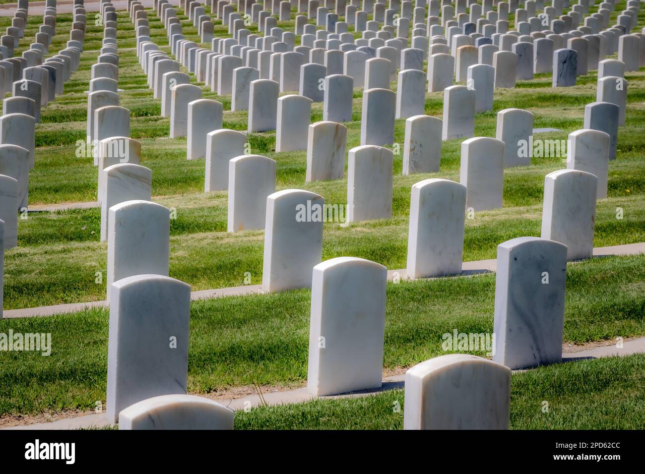 Military cemetery headstones for servicemen and women of the United ...
