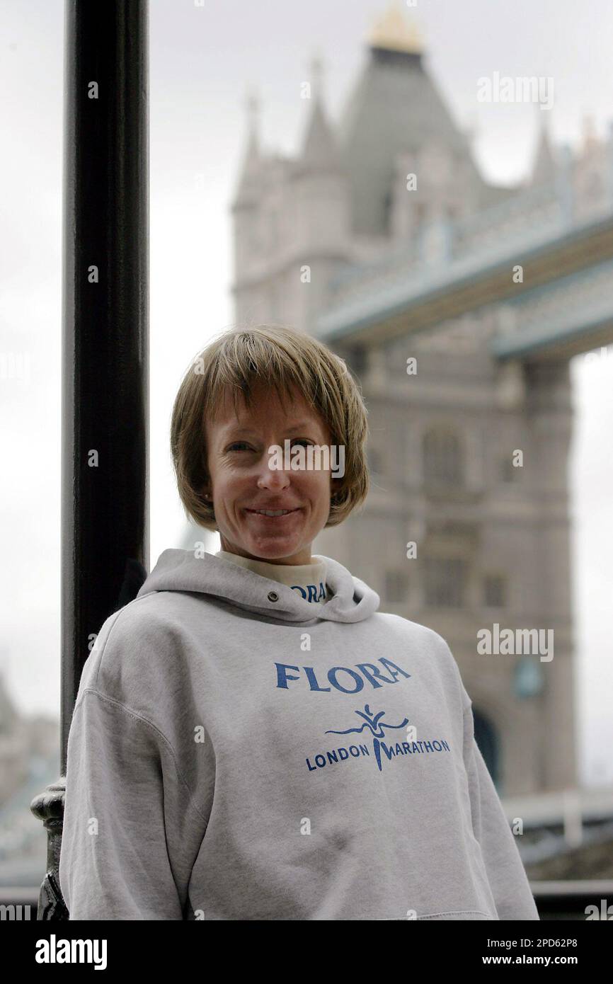 Elite Women marathon runner Deena Kastor of the United States poses for ...