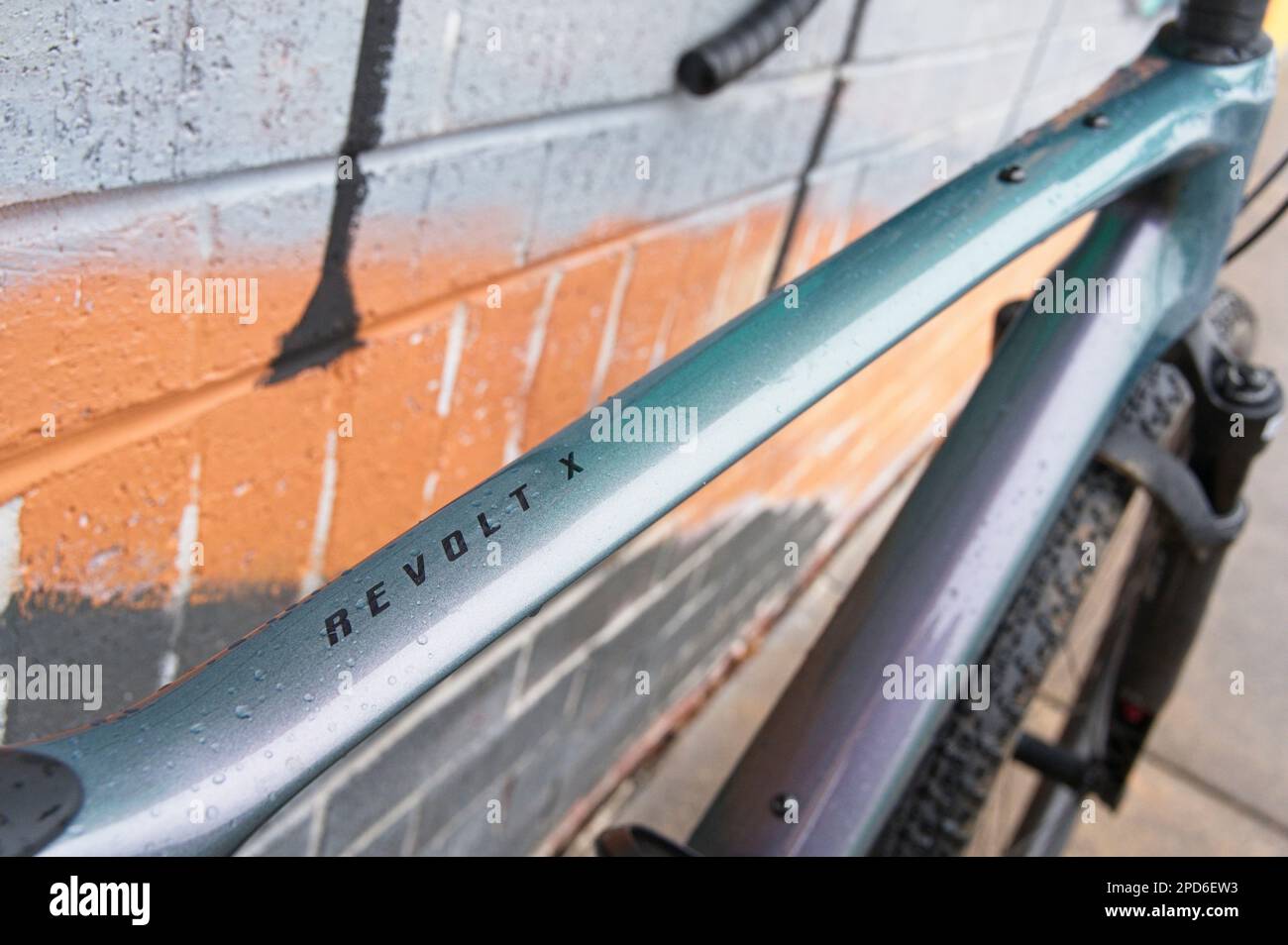 March 2023: Here is a sneak peak at the 2023 Giant Revolt X Advanced ...