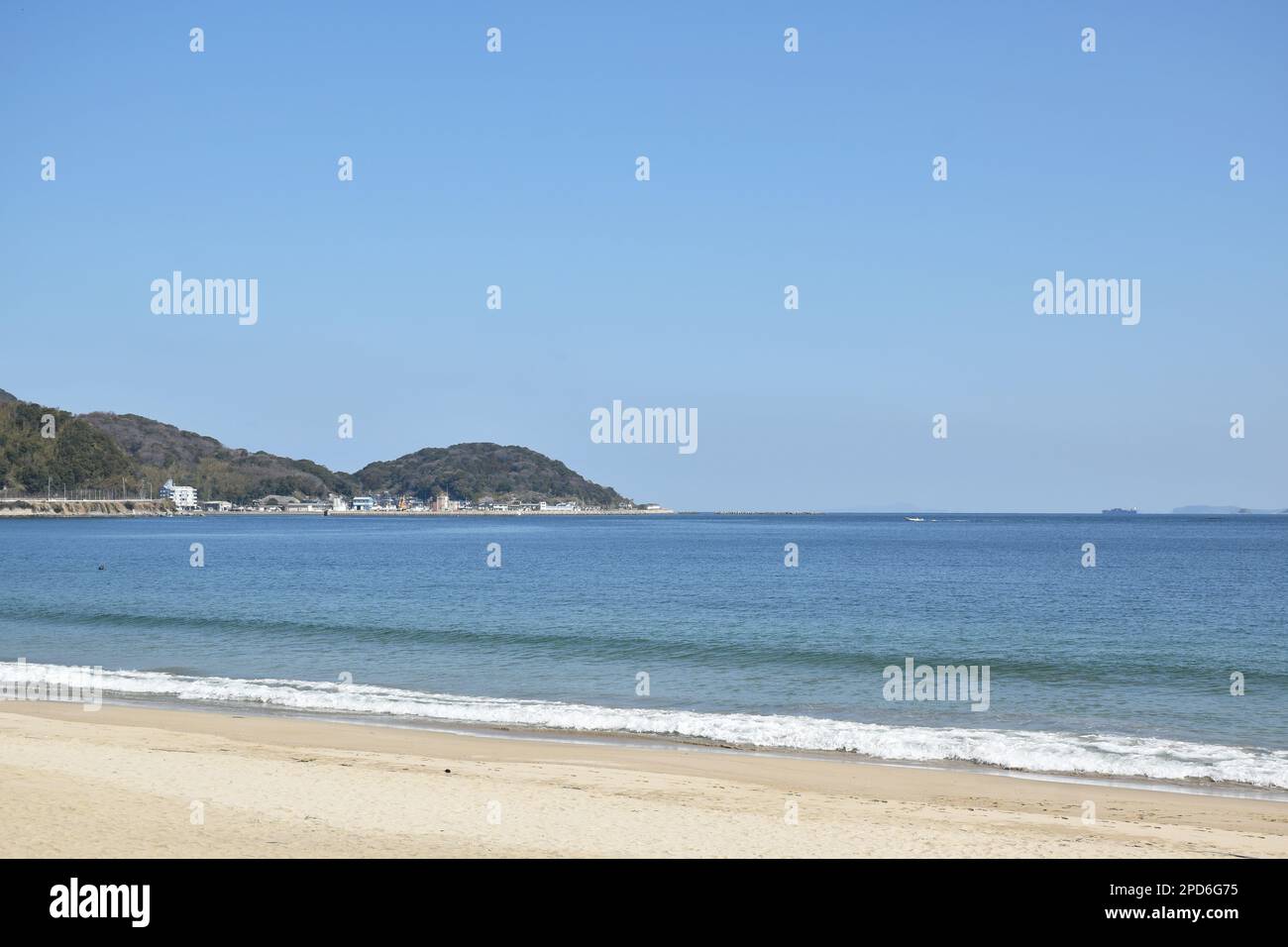 beach landscape at couple rock Meotoiwa for lover with white column on ...