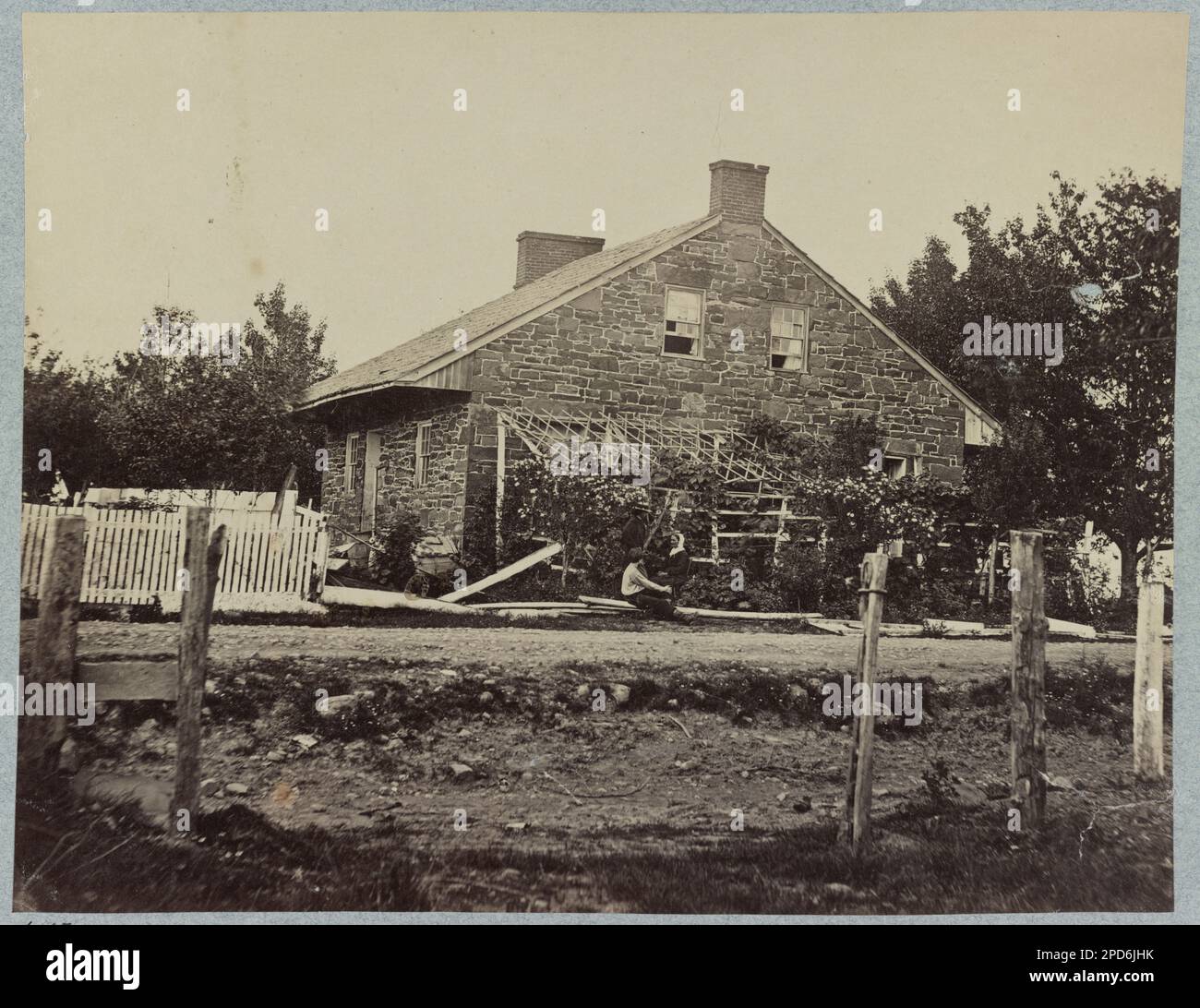 General Lee's Headquarters. Mrs. Thompson's house, on Chambersburg Pike ...