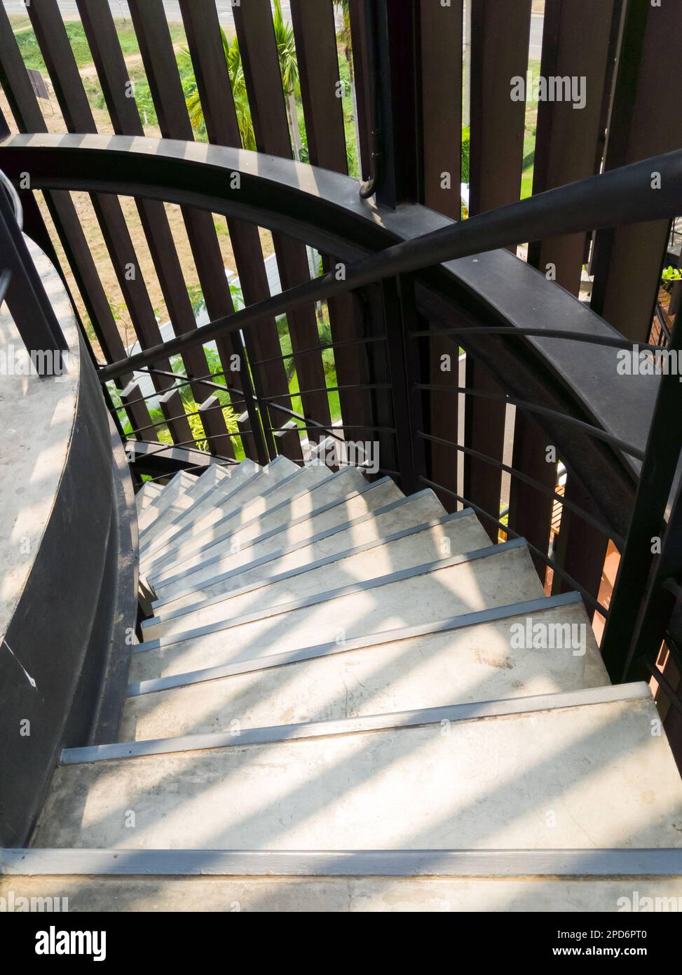 Concrete spiral staircase hi-res stock photography and images - Alamy