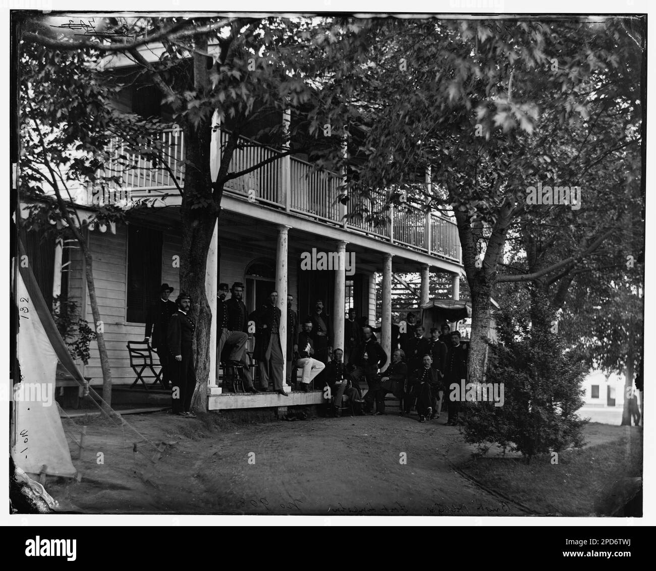 Arlington, Virginia. Officers of 2d New York Heavy Artillery, at Fort C ...