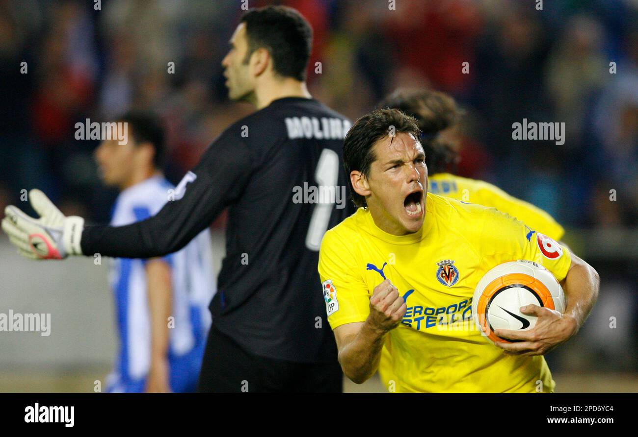 Villarreal's Guille Franco of Mexico, right, celebrates after scoring ...