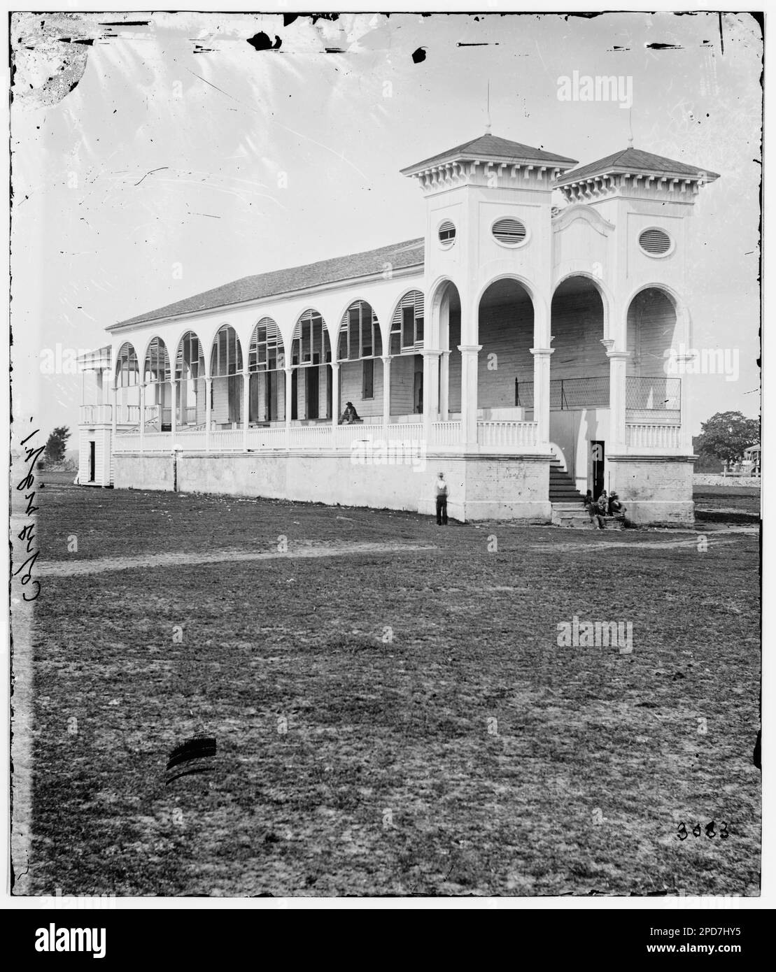 Charleston, South Carolina. Club house at the race course where Federal ...
