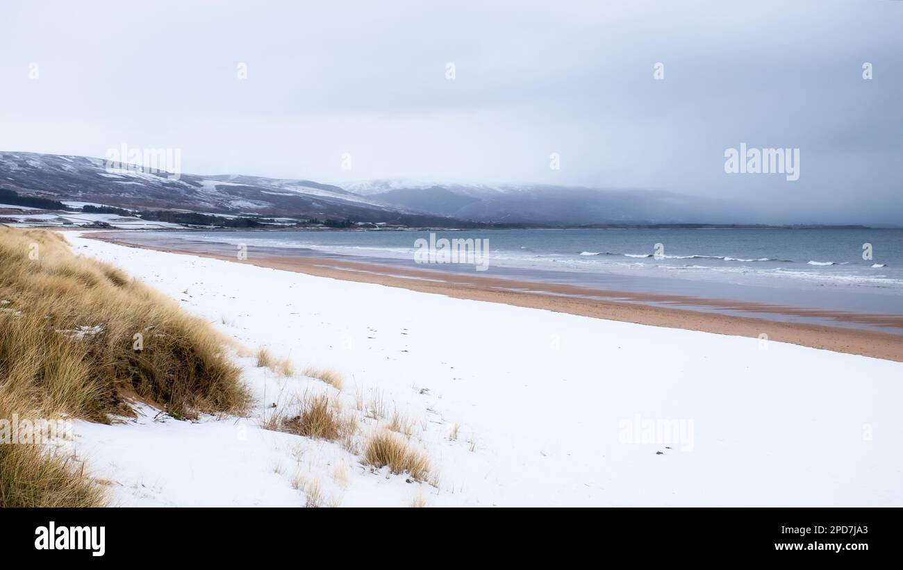 Scottish beach in winter hi-res stock photography and images - Alamy