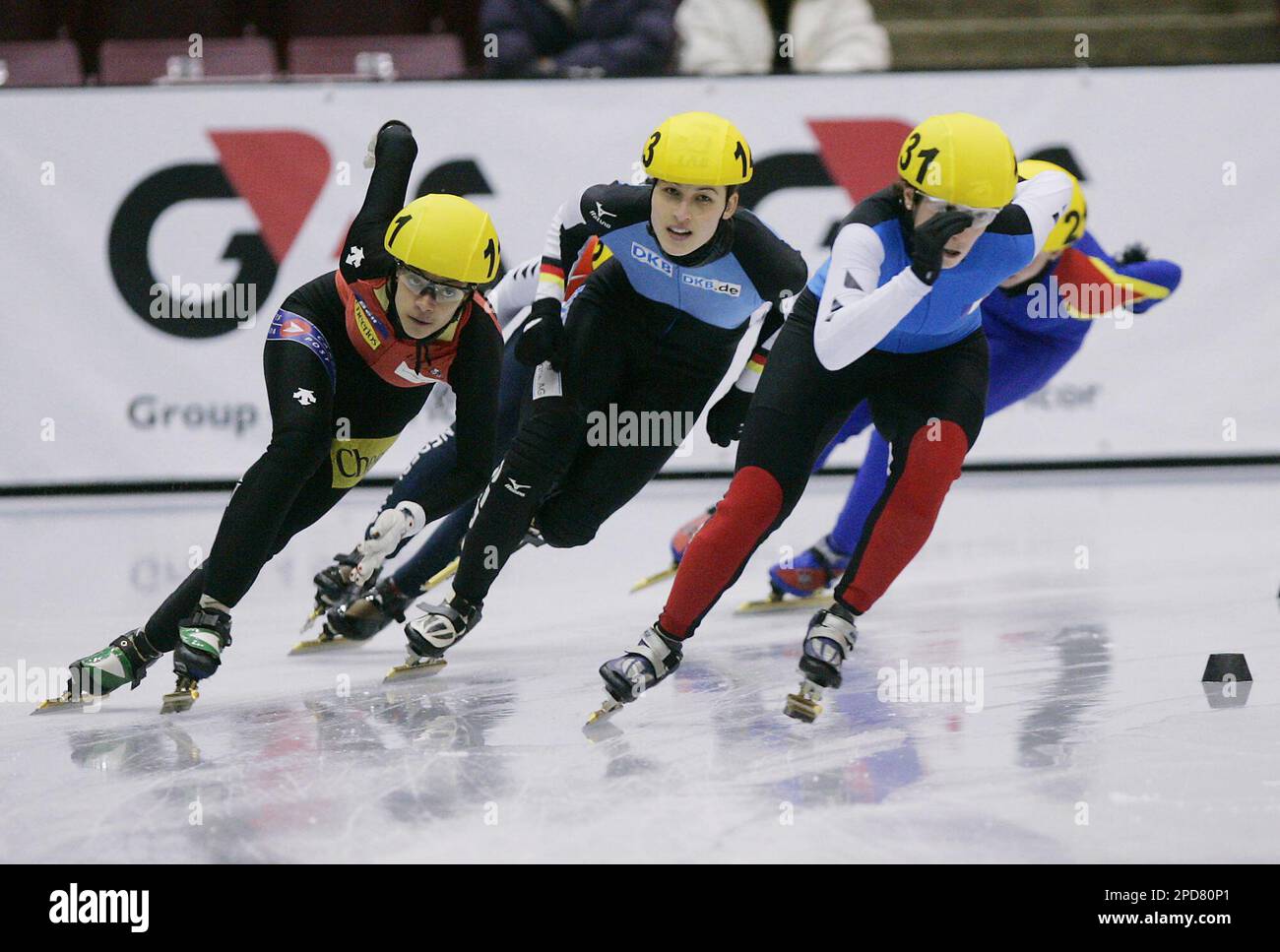 Speedskaters Kalyna Roberge, left, of Canada, Aika Klein, center, of ...