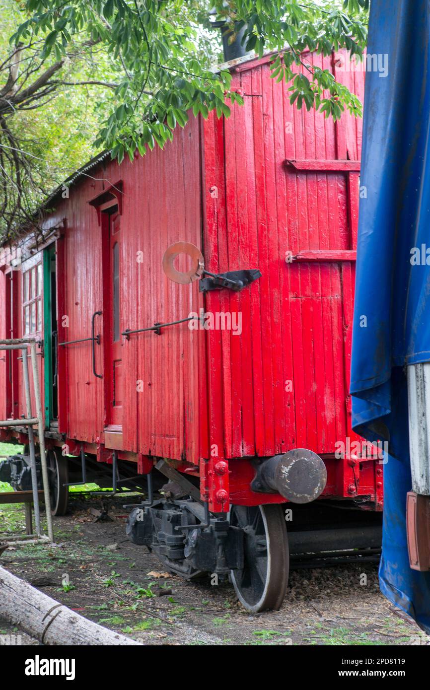 photograph of old wooden wagon in disuse on siding Stock Photo - Alamy