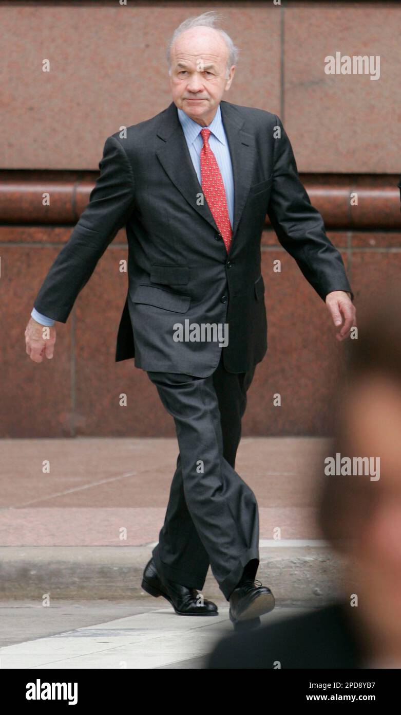 Enron founder Ken Lay returns to the federal courthouse after a lunch ...