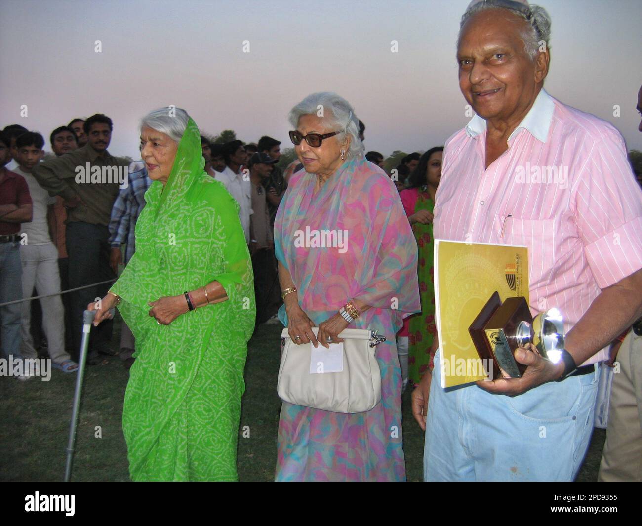 Maharani Gayatri Devi, left, Rajmata Niranjana Devi of Kushalgarh ...