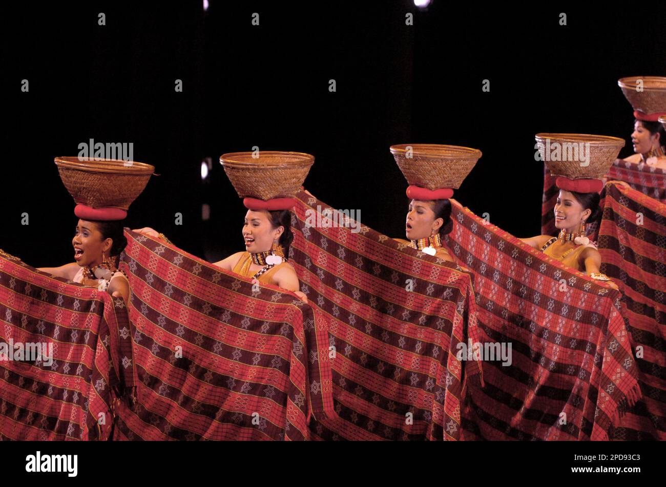 Dancers with Ramon Obusan's Ballet Folklorico De Filipinas, perform ...