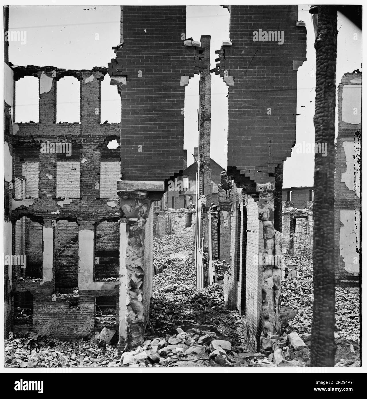 Richmond, Virginia. Ruined buildings in the burnt district. Civil war ...
