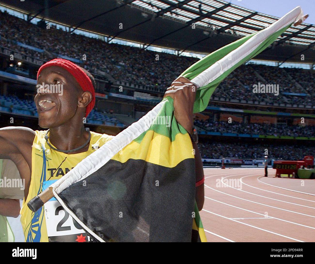 Tanzania's Samson Ramadhani Nyoni celebrates after winning the gold ...