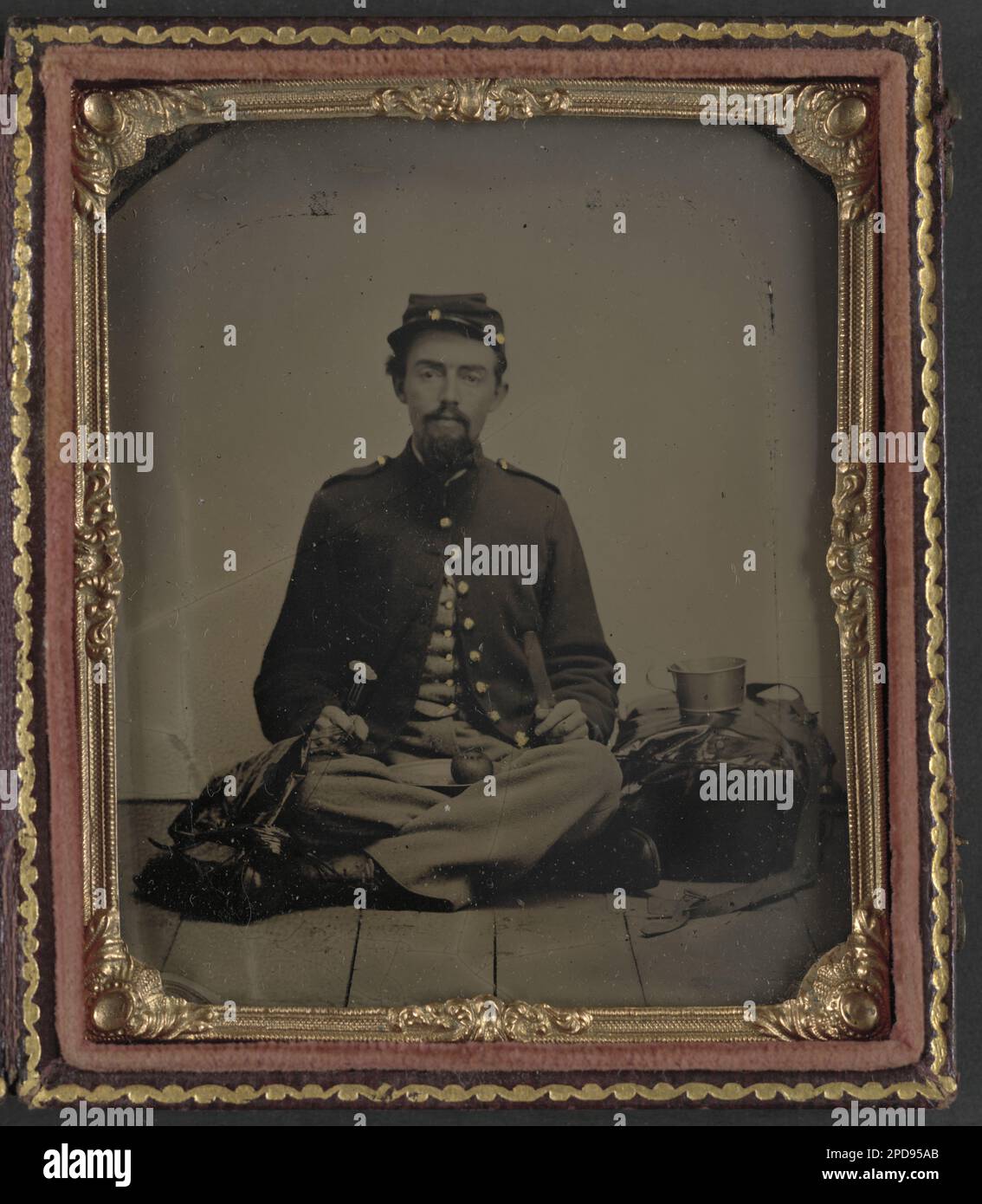 Apple uniforms hi-res stock photography and images - Alamy