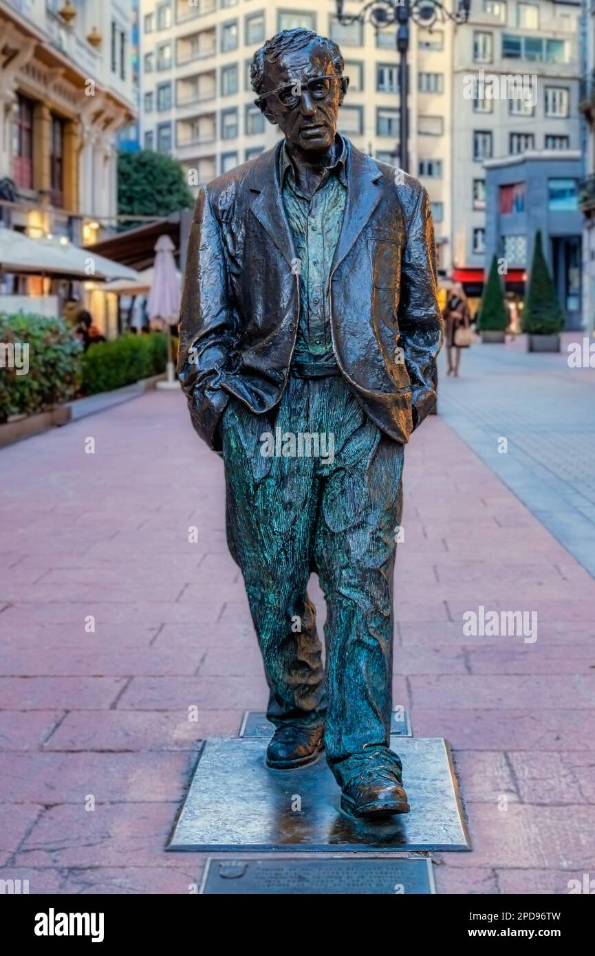 Oviedo, Asturias, Spain: Woody Allen statue that received the Principe ...